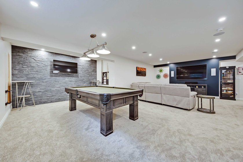 11 Ultimate Man Caves | Basement Builders