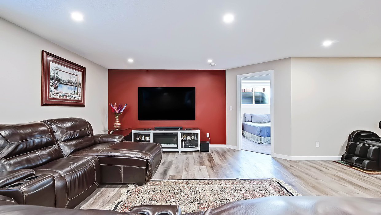 Mahogany Passage | Basement Builders