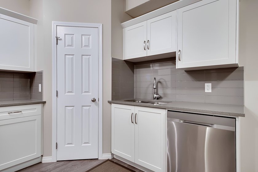 Calgary & Area Legal Basement Suite Experts | Basement Builders Since 2012